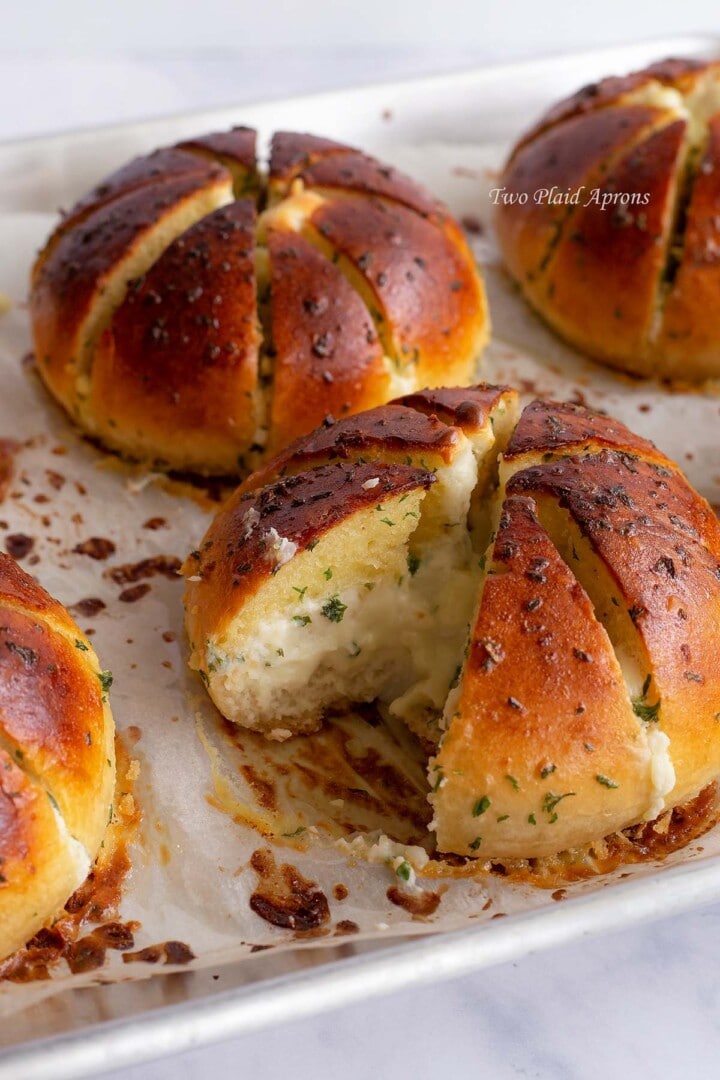 Korean Cream Cheese Garlic Bread | Two Plaid Aprons