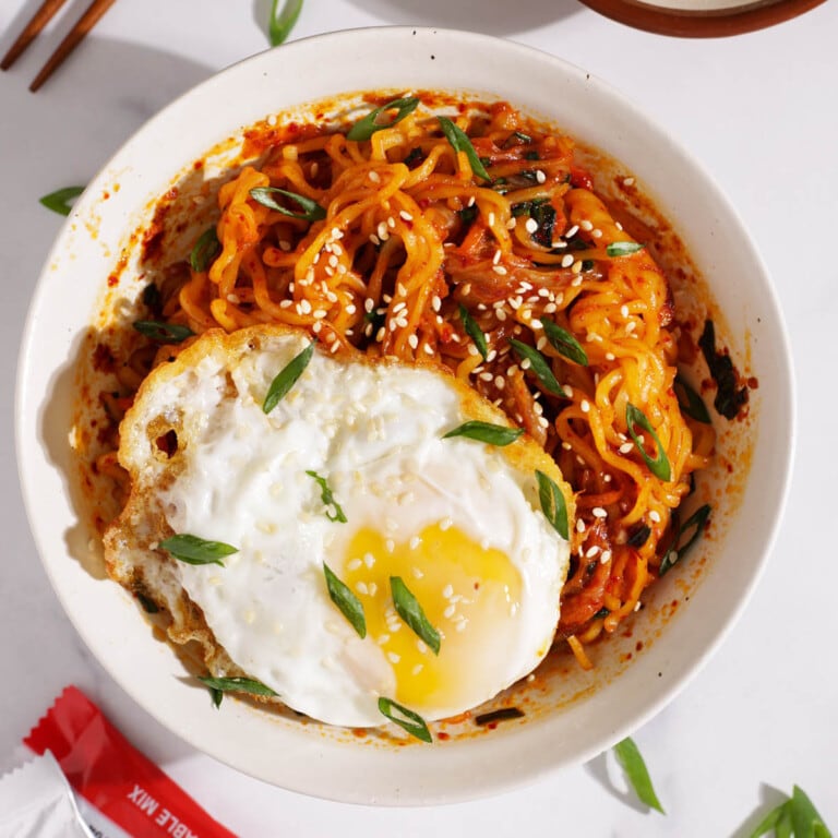 Kimchi Chili Oil Ramen (Only 10 Minutes!) | Two Plaid Aprons