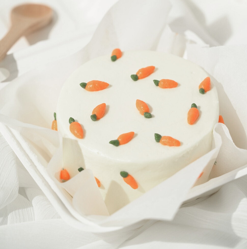 Lunch Box Cake (Mini Carrot Cake) | Two Plaid Aprons