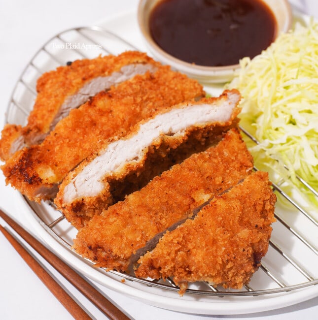 Tonkatsu (Japanese Fried Pork Cutlet) | Two Plaid Aprons