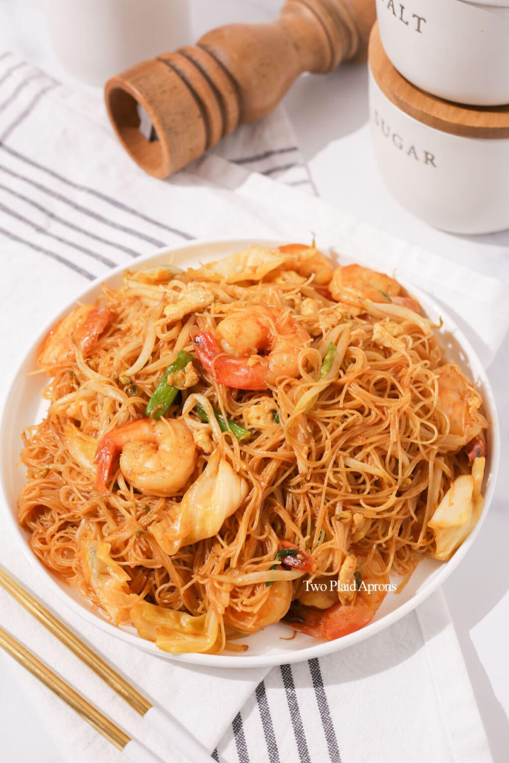 Bihun Goreng (Stir Fried Rice Noodle) | Two Plaid Aprons
