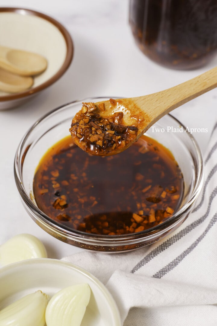 Garlic Chili Oil | Two Plaid Aprons